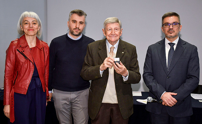 Tassotti - Grafiche Tassotti su "Racola"